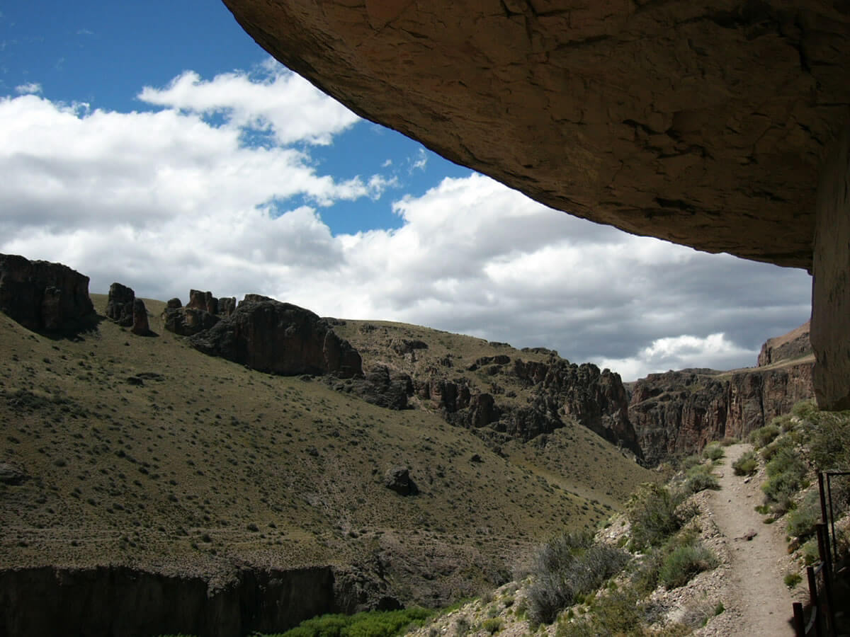 The Ancient Art of Cueva de las Manos in Patagonia | LAC Geo