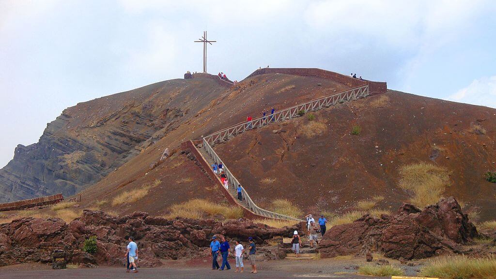 Masaya Volcano: Nicaragua's Fiery Natural Wonder | LAC Geo