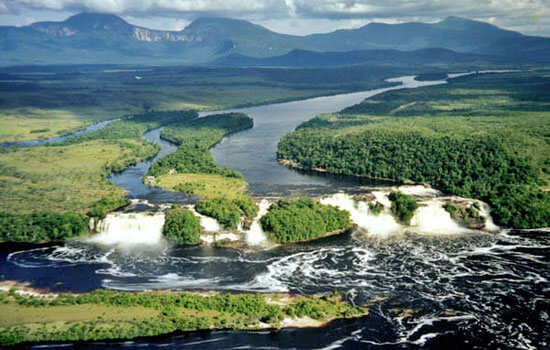 Exploring the Alto Orinoco-Casiquiare Biosphere | LAC Geo